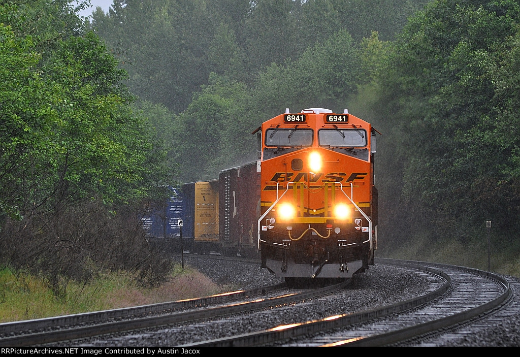 BNSF 6941